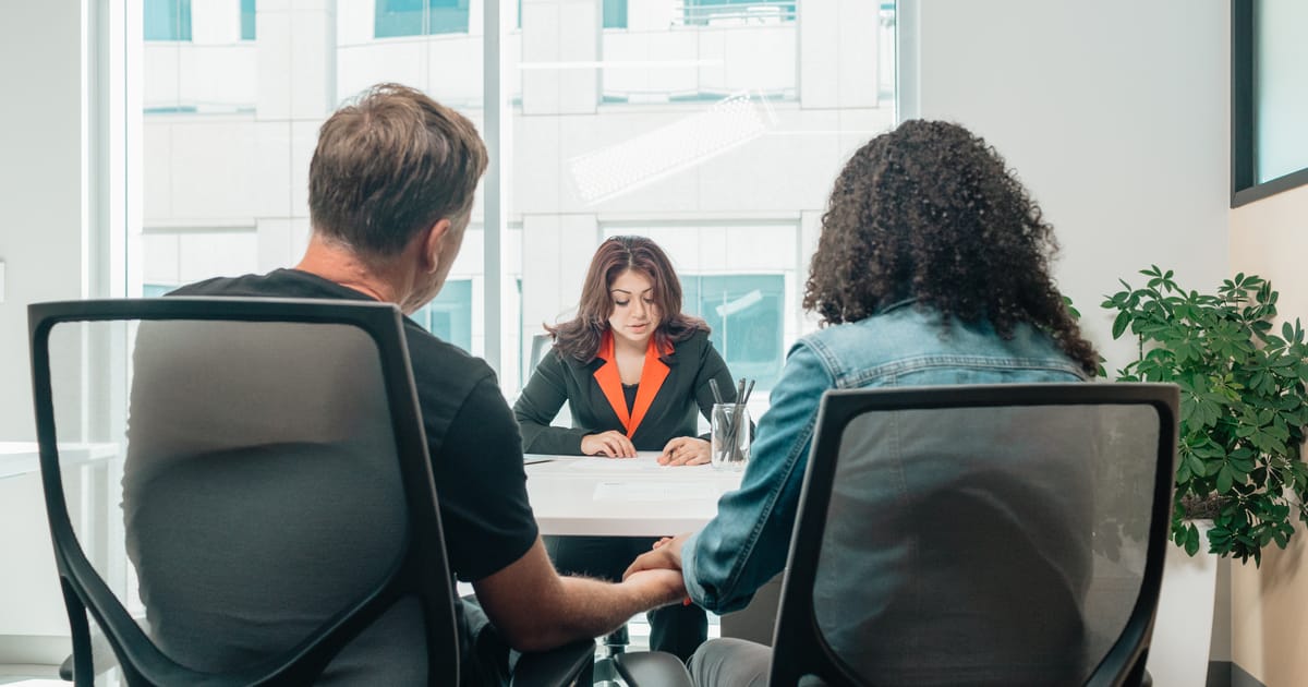 What is the Average Bank Customer Service Representative Salary?